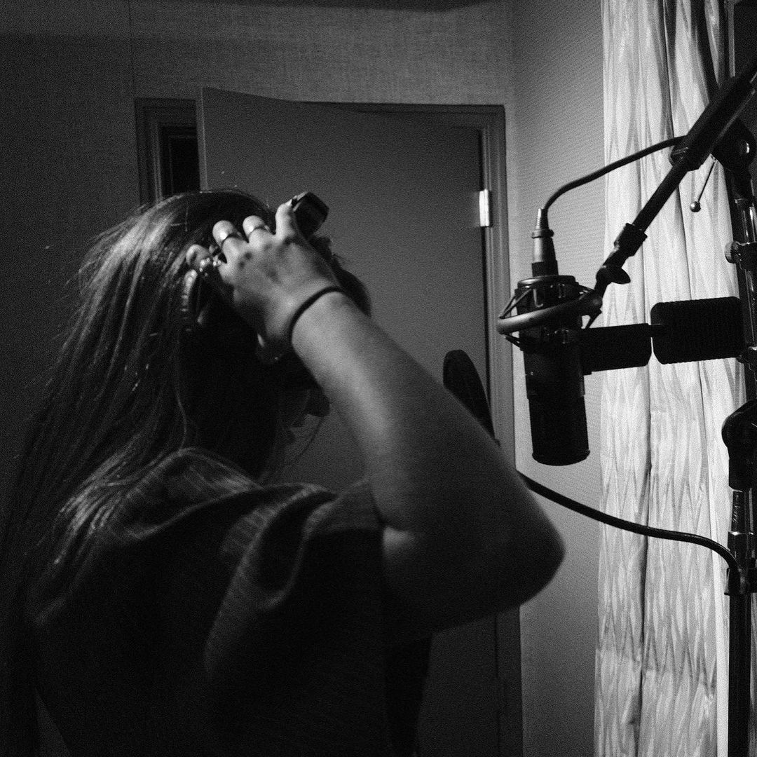 Girl Singing Into Microphone Tumblr