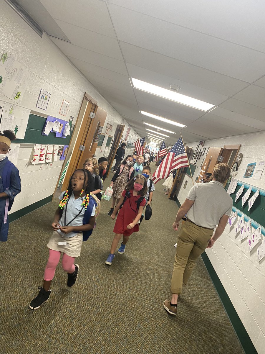 Office Staff | Homecroft Elementary