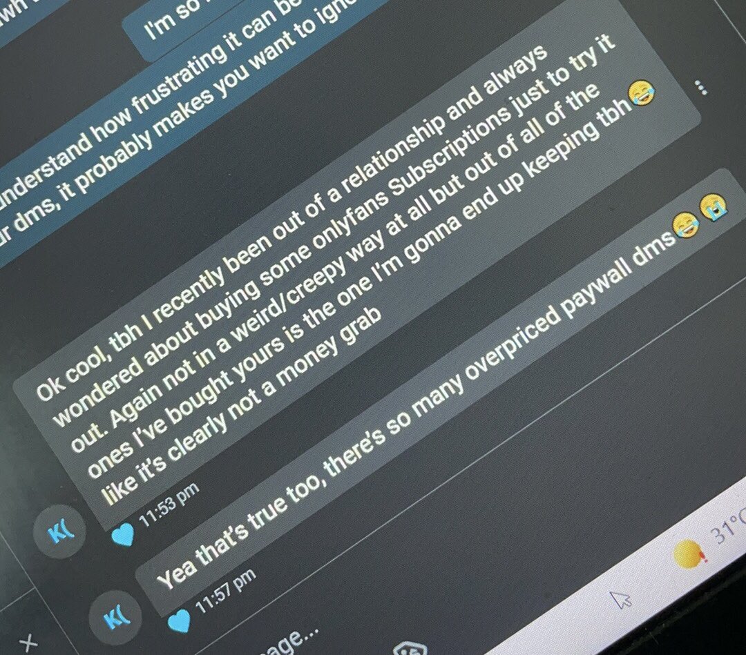 TW Pornstars - 2 pic. DarlingBoo, Your Goon Fuel 💋. Twitter. Glimpse of ...