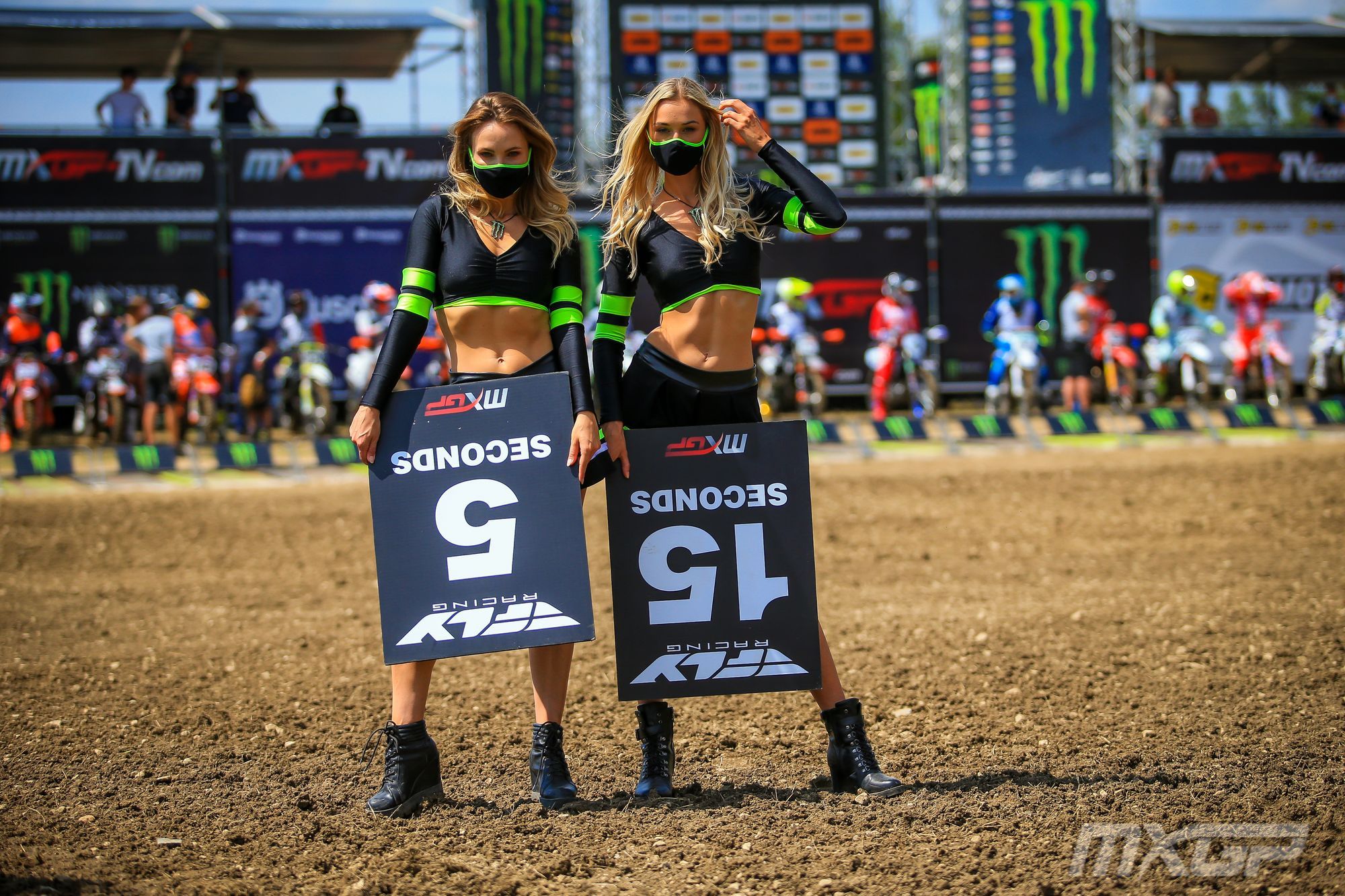 Motocross Start Girls