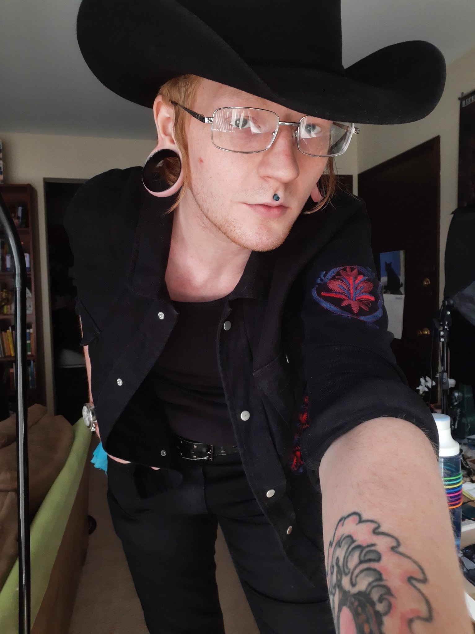 TW Pornstars - 2 pic. Epic Chris Gaming. Twitter. cowboy got a new hat ...