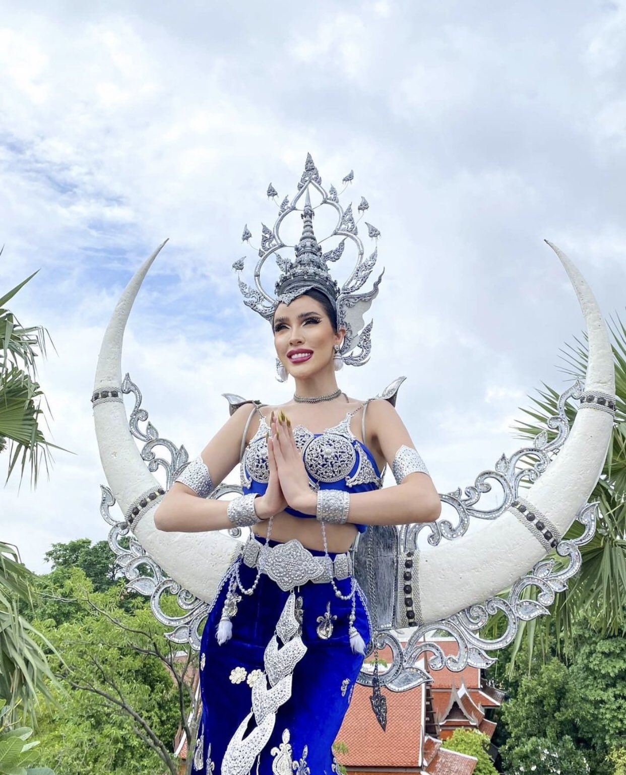 Nisamanee.nutt on Twitter: "งานทำบุญบ้านกะเทย!!! มันจะธรรมดาไม่ได้!!!! https://t.co/78MWNvgvB3 ...