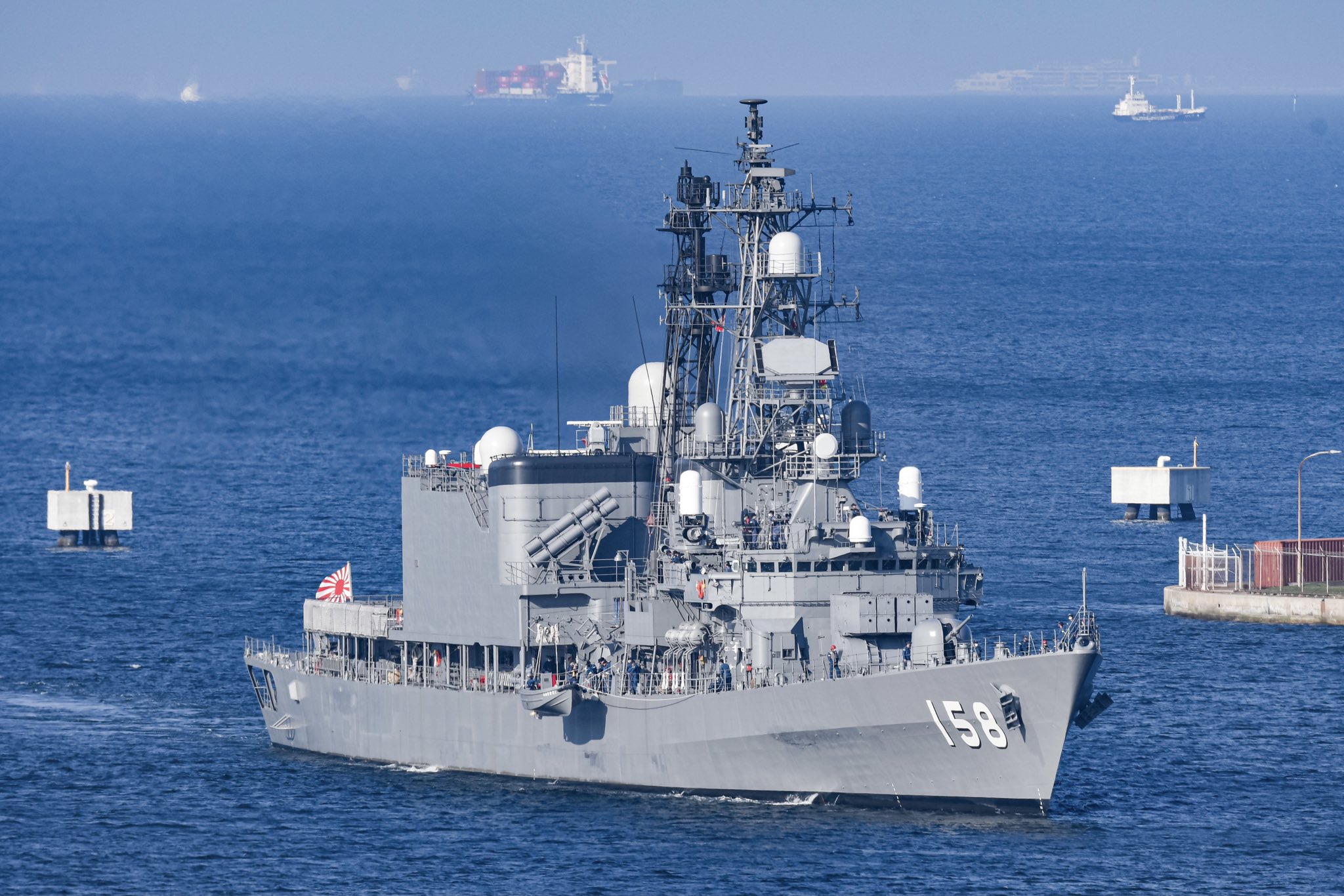 uni蔵 on Twitter: "8/30 横須賀 海上自衛隊 護衛艦「うみぎり」DD-158 https://t.co/hAG3czggsk" / Twitter