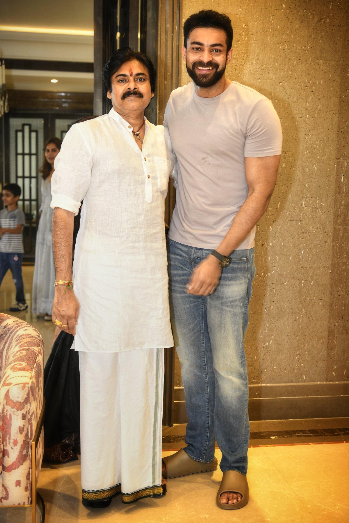 Varun Tej Height And Weight