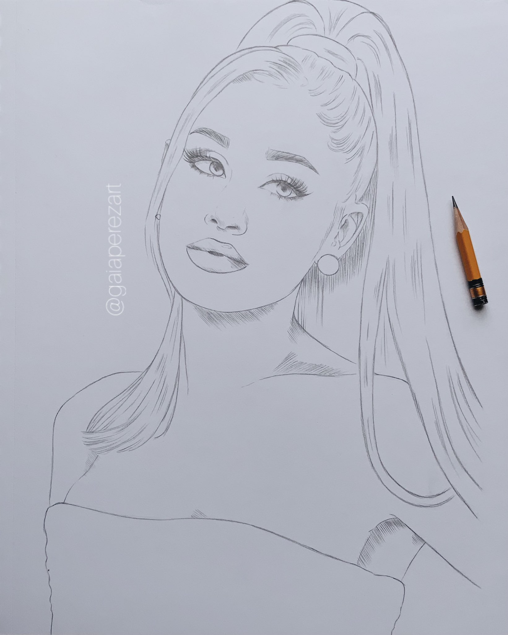 Ariana Grande Drawing Outline