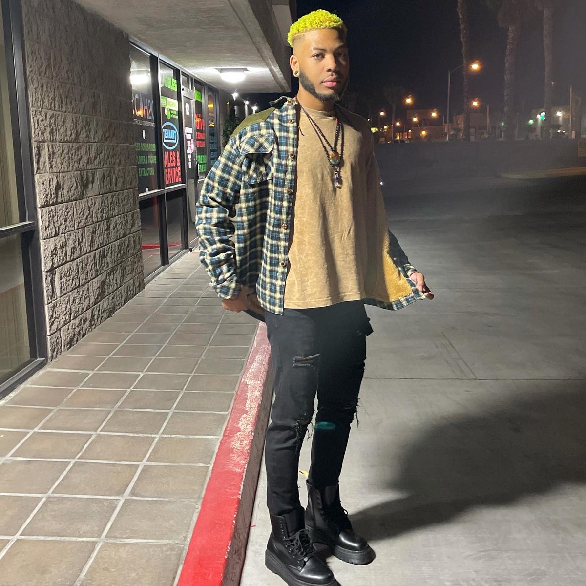 🎖THA GENERAL🎖 (@Playboiibanksx) | Twitter