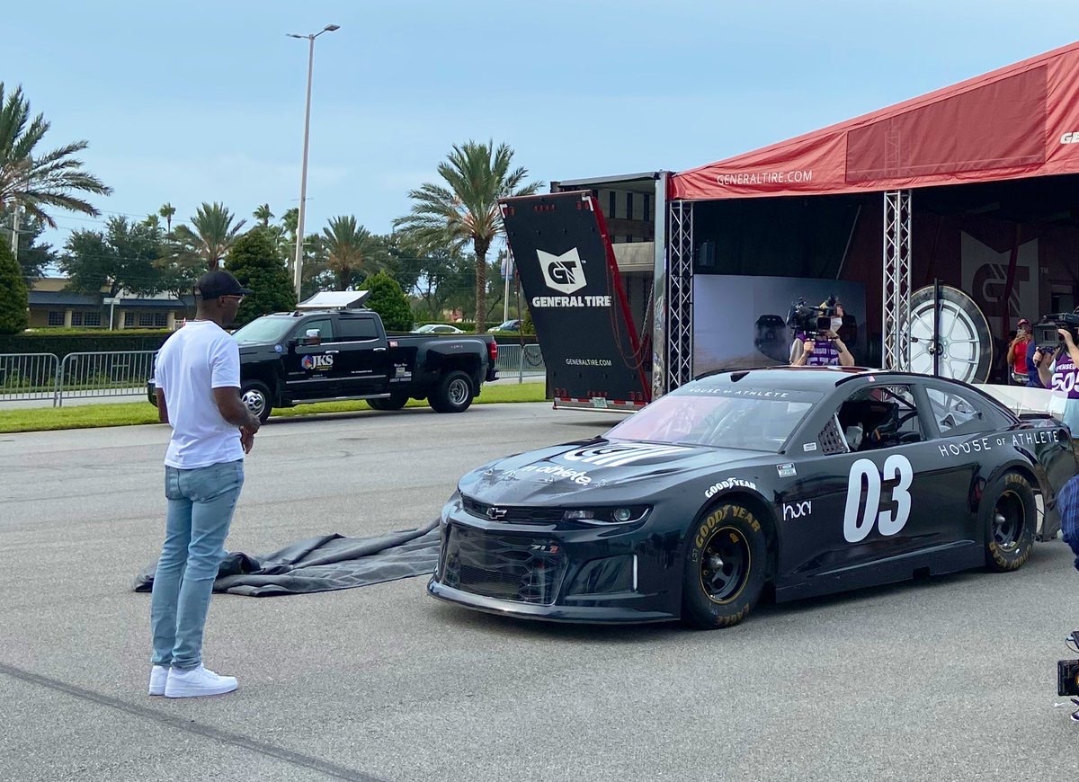 (Chad Johnson) 🏎: @IAMATHLETEpod + @NASCAR = 💎 : r/NASCAR