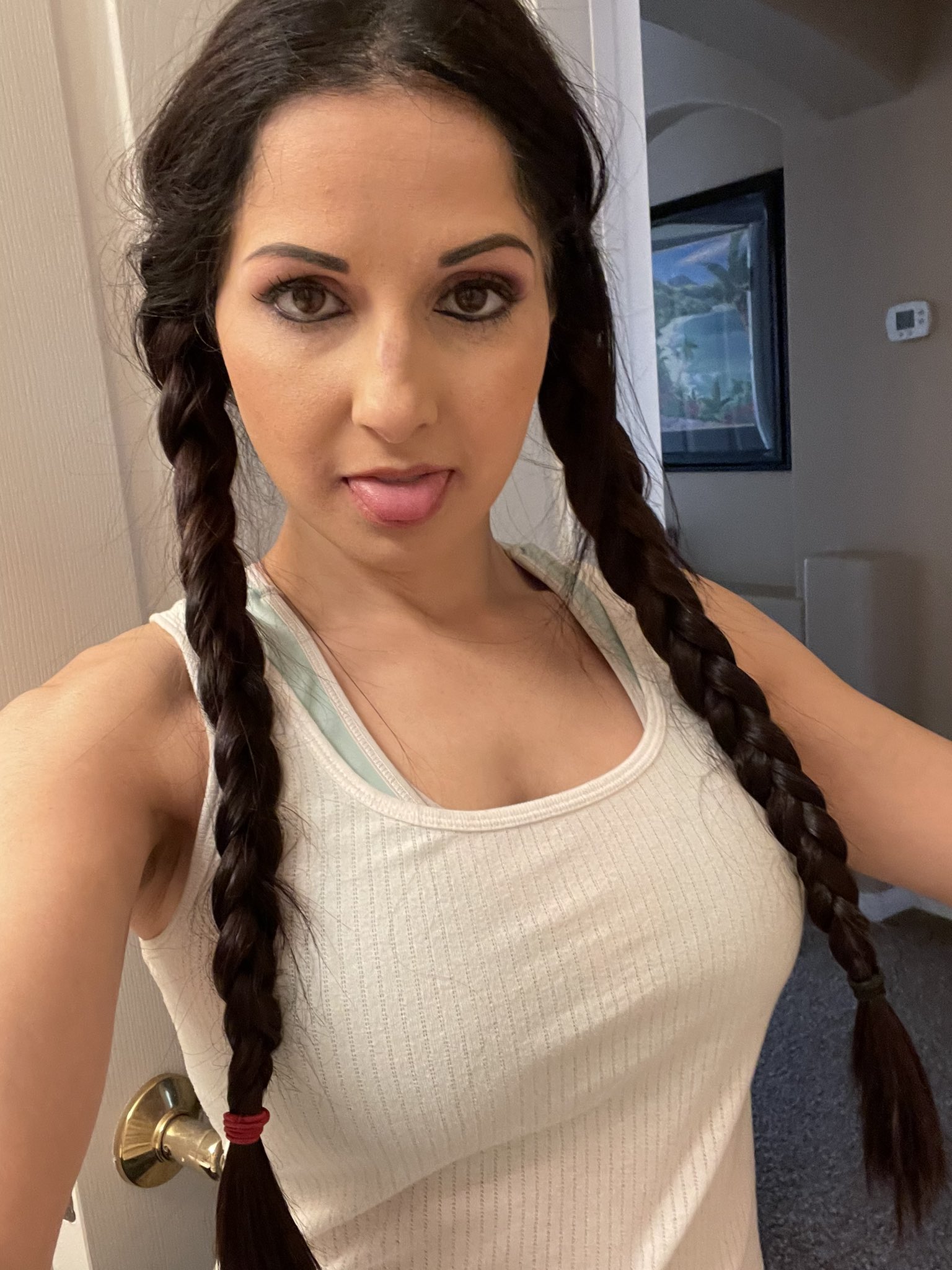 Hannah Perez On Twitter Brkkljhd3e Twitter