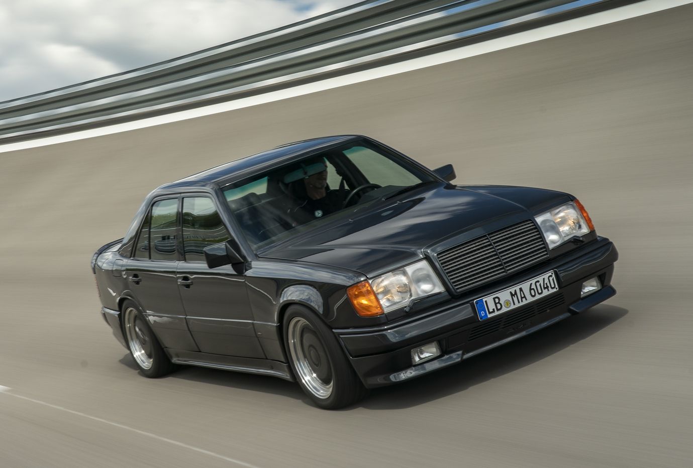 Mercedes 300e Amg