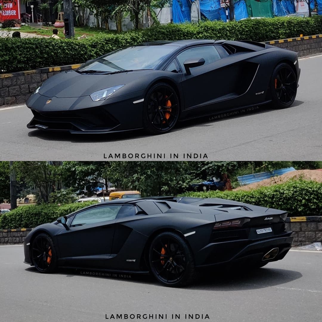 Lamborghini Aventador Roadster Matte Black