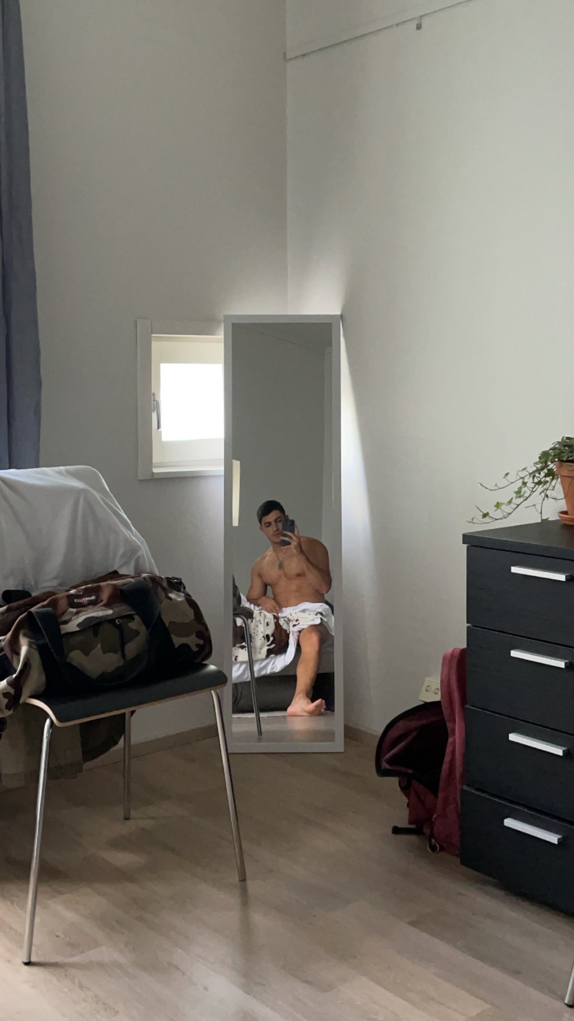 gio on Twitter: "supongo que es hora de levantarse https://t.co/8V63ZC2qnt" / Twitter