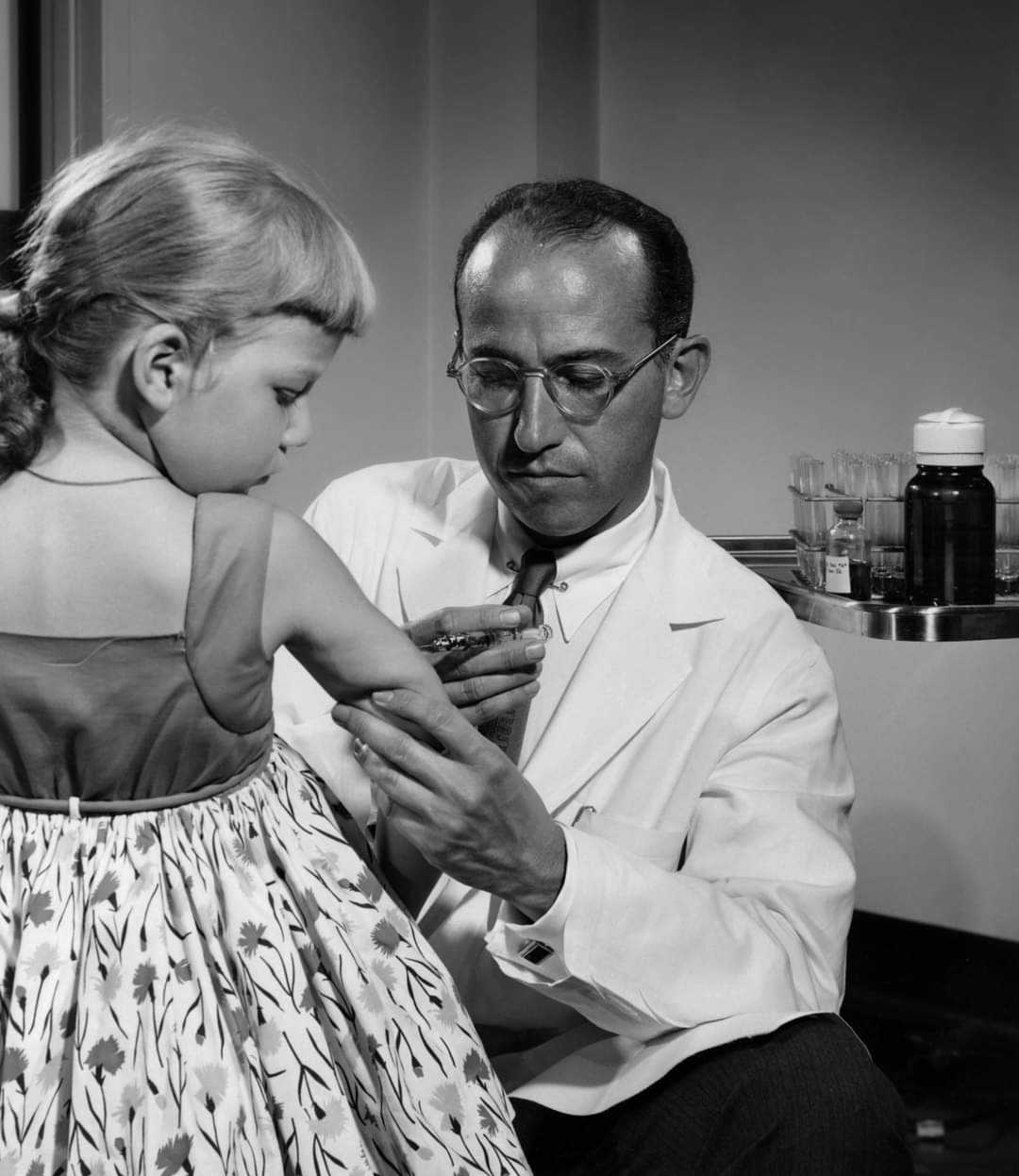 Microbio On Twitter 👨🔬hace 66 Años Era Anunciada Al Mundo La