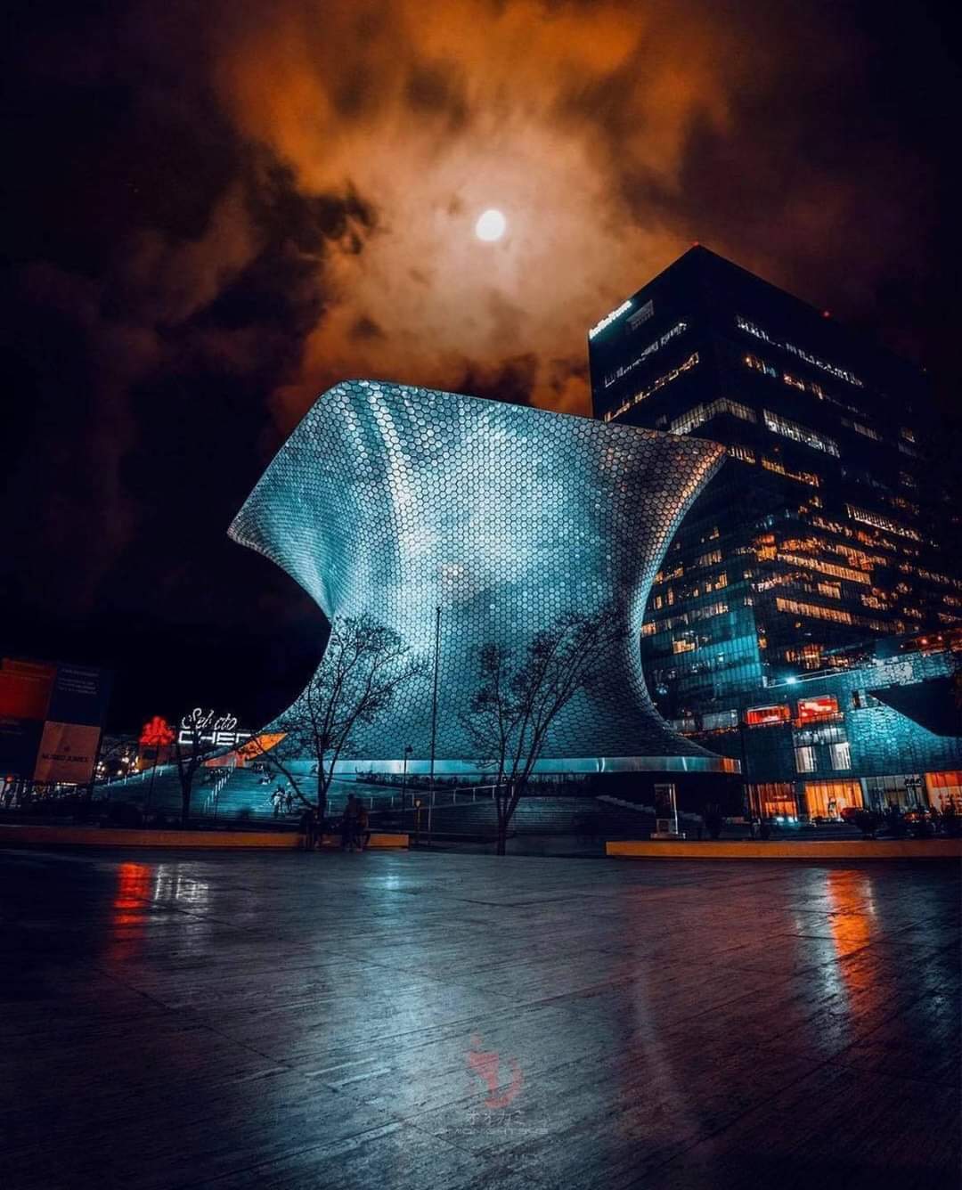 Museo Soumaya Noche