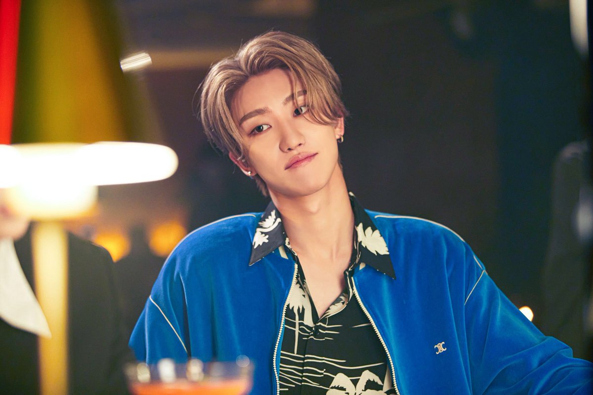 SEVENTEEN Fancafe & Weverse on Twitter: "#THE8 (Side By Side) MV Behind Sketch #디에잇 #SEVENTEEN ...