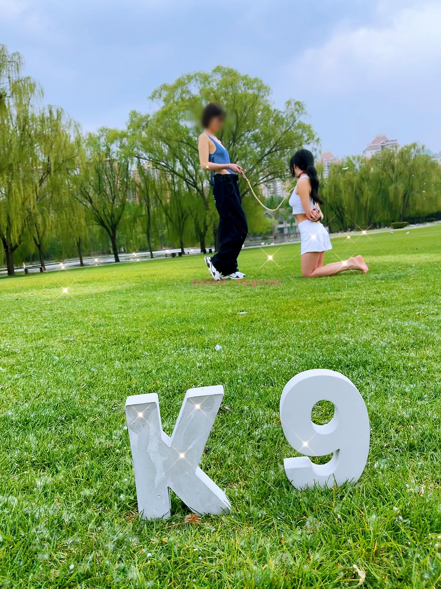 🔞k9女权━婷儿🔞 On Twitter 因为主人说了好几次 天气冷要穿袜子~可是我还是忘记😭 结果被罚,出门一天都不许穿袜子和鞋子👠 让我知道了错了就要罚🥺