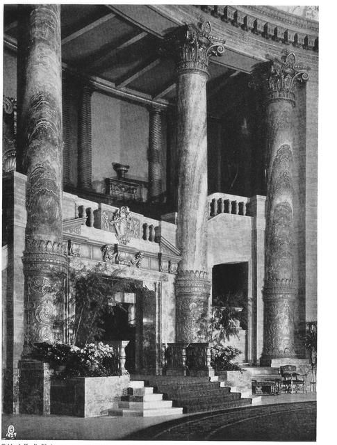 Gloria Swanson Roxy Theatre