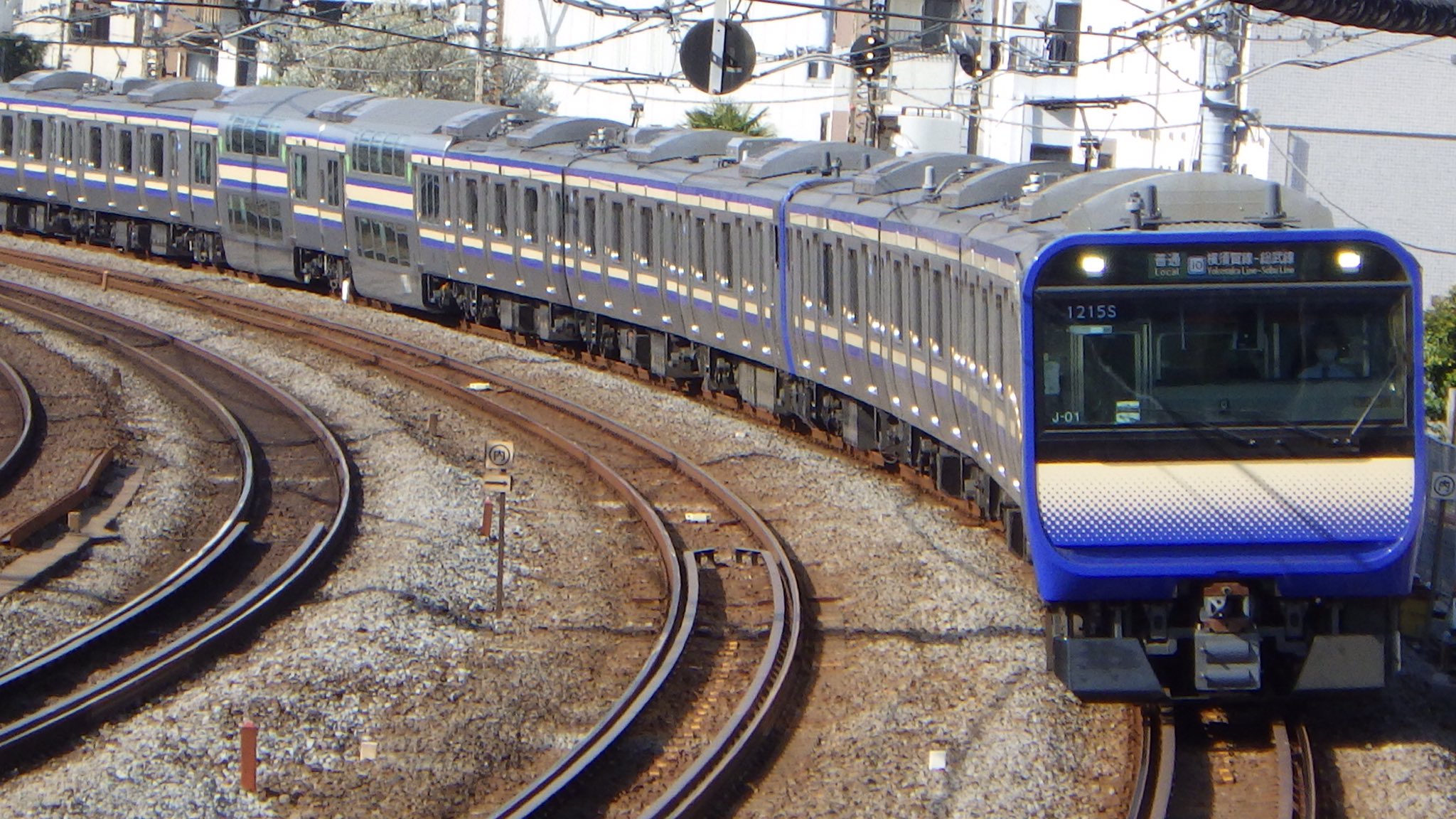 251系が今も好きな人 on Twitter: "E235 1000番台 J-01編成＋??編成 逗子行 E235の顔が見慣れない。 やっぱりE217の方がいい。 戸塚カーブにて。 https ...