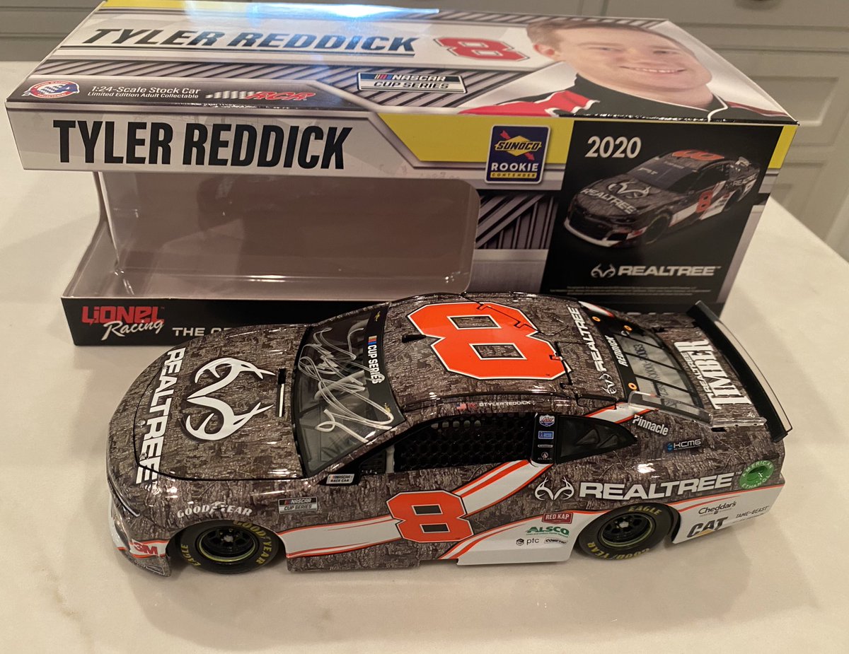 Jeffrey Fennell's Instagram, Twitter & Facebook on IDCrawl