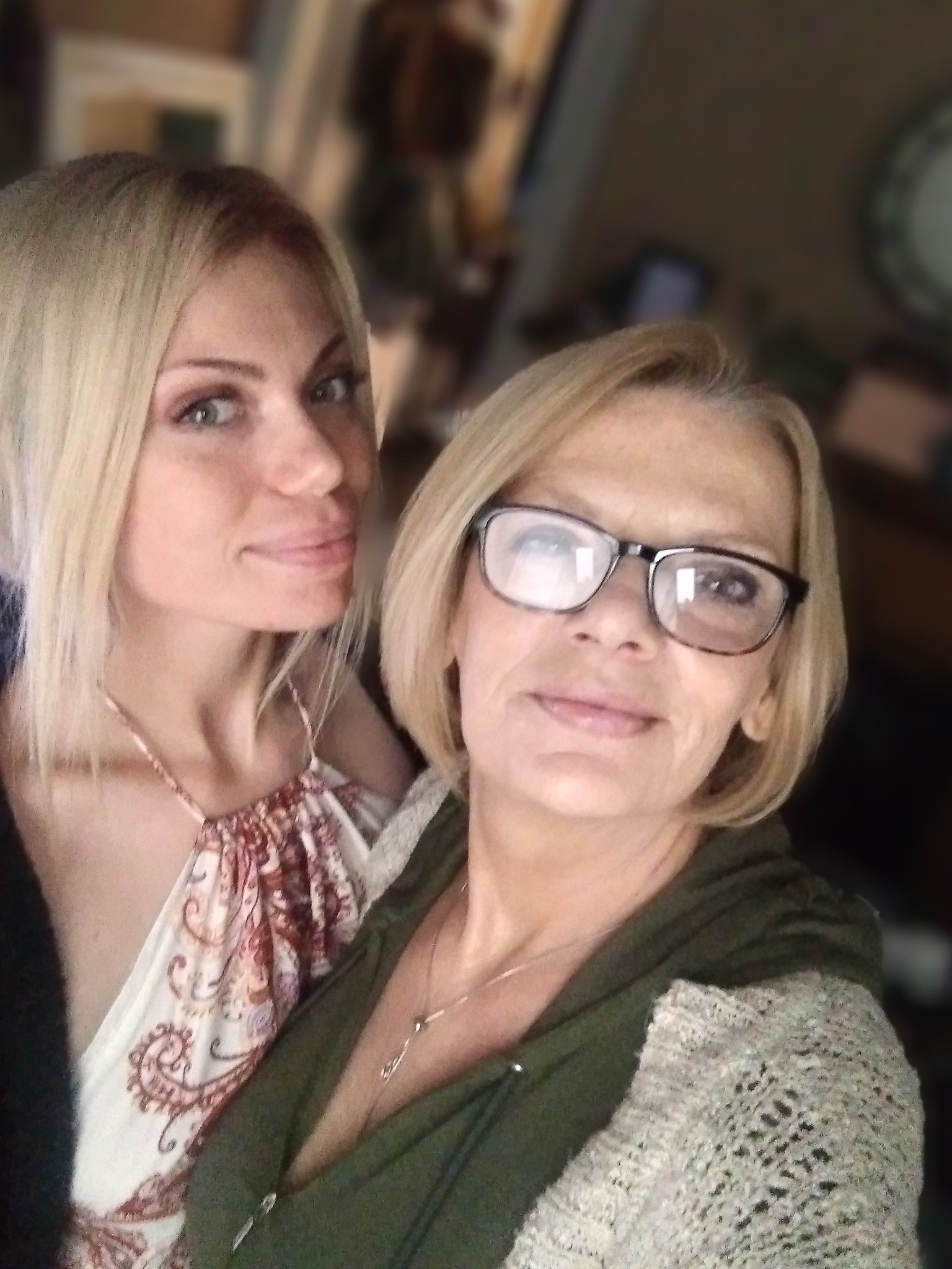 SandrA🪞ArdnaS (@SandraBihm) / Twitter