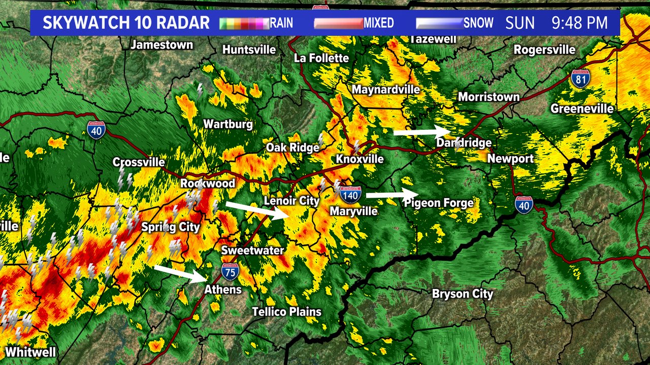Wbir Weather On Twitter 9 50 Pm A Band Of Heavy Rain Is Moving