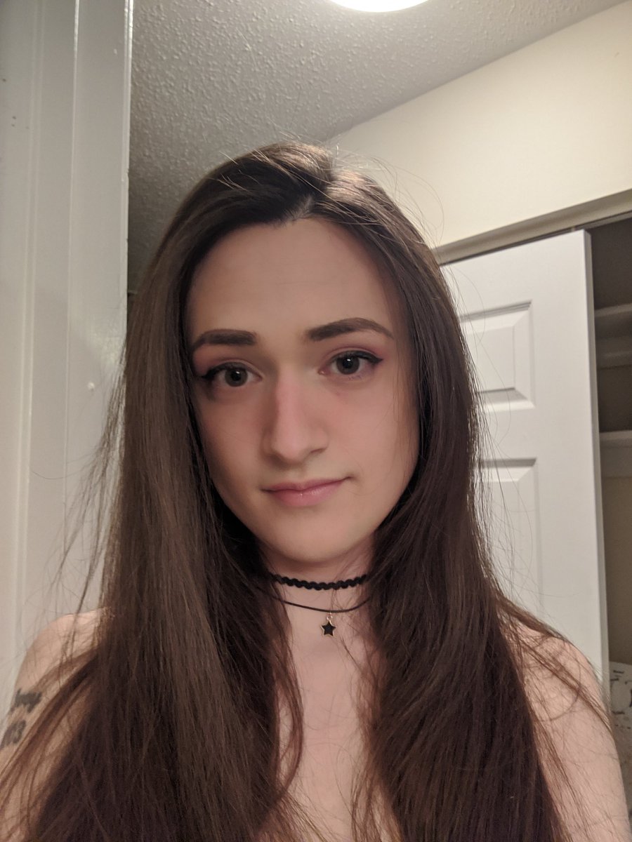 Parted my hair differently what do y'all think? 😳 Michelle Alter ...