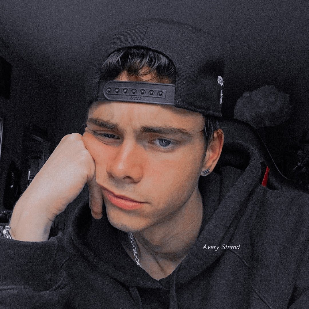 Avery Strand (@OtherStrandBoy_) | Twitter