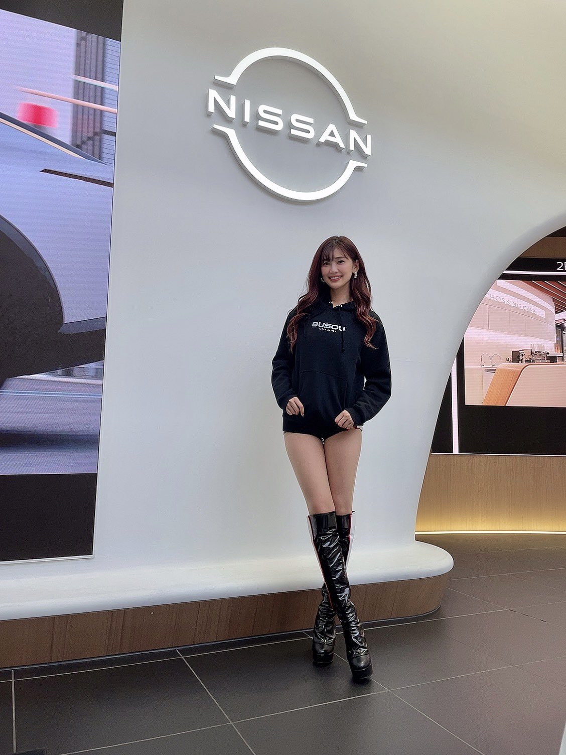 BUSOU.JP【公式】 on Twitter: "銀座NISSAN CROSSINGでは花井ゆうかさんがメカニックチャレンジLIVE中継で活躍してくれてます 5/4（火）17:30 ...