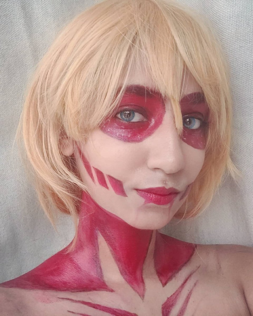 Annie Titan Makeup