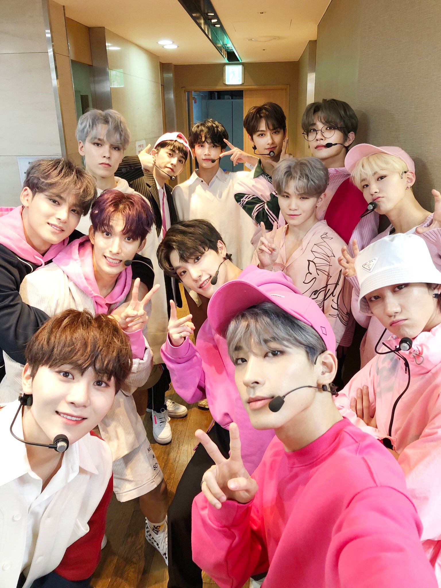 SEVENTEEN Fancafe & Weverse on Twitter: "Seventeen BBMAs Guide Voting period : May 11, 01:00 KST ...