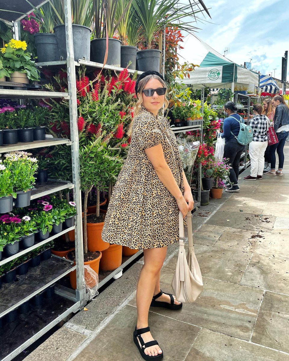 Oasis Clothing : Shop at Oasis Clothing on The UK High Street