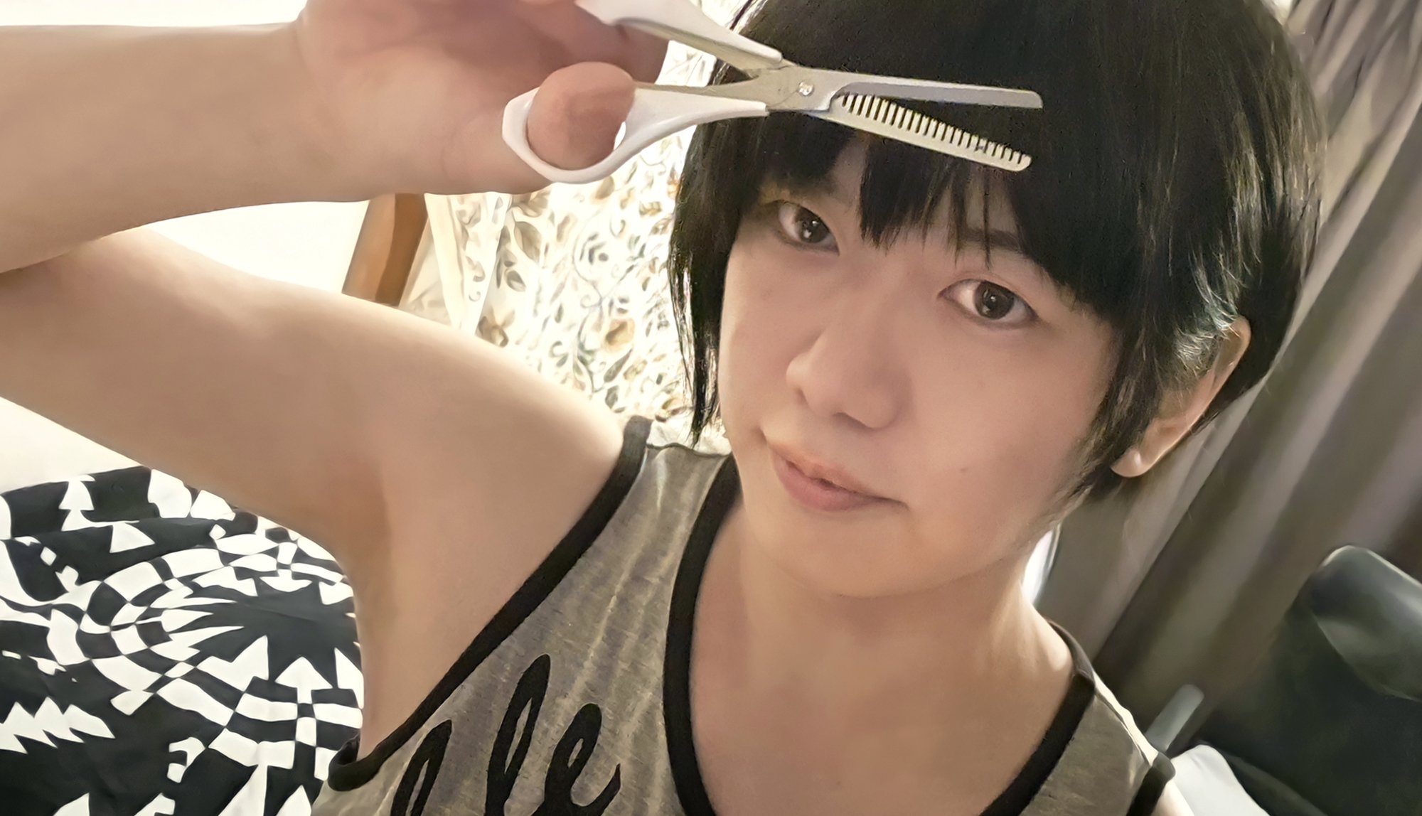 由乃 夢朗 on Twitter: "深夜の散髪。ばっさりと。てか、もう朝か…寝よ……