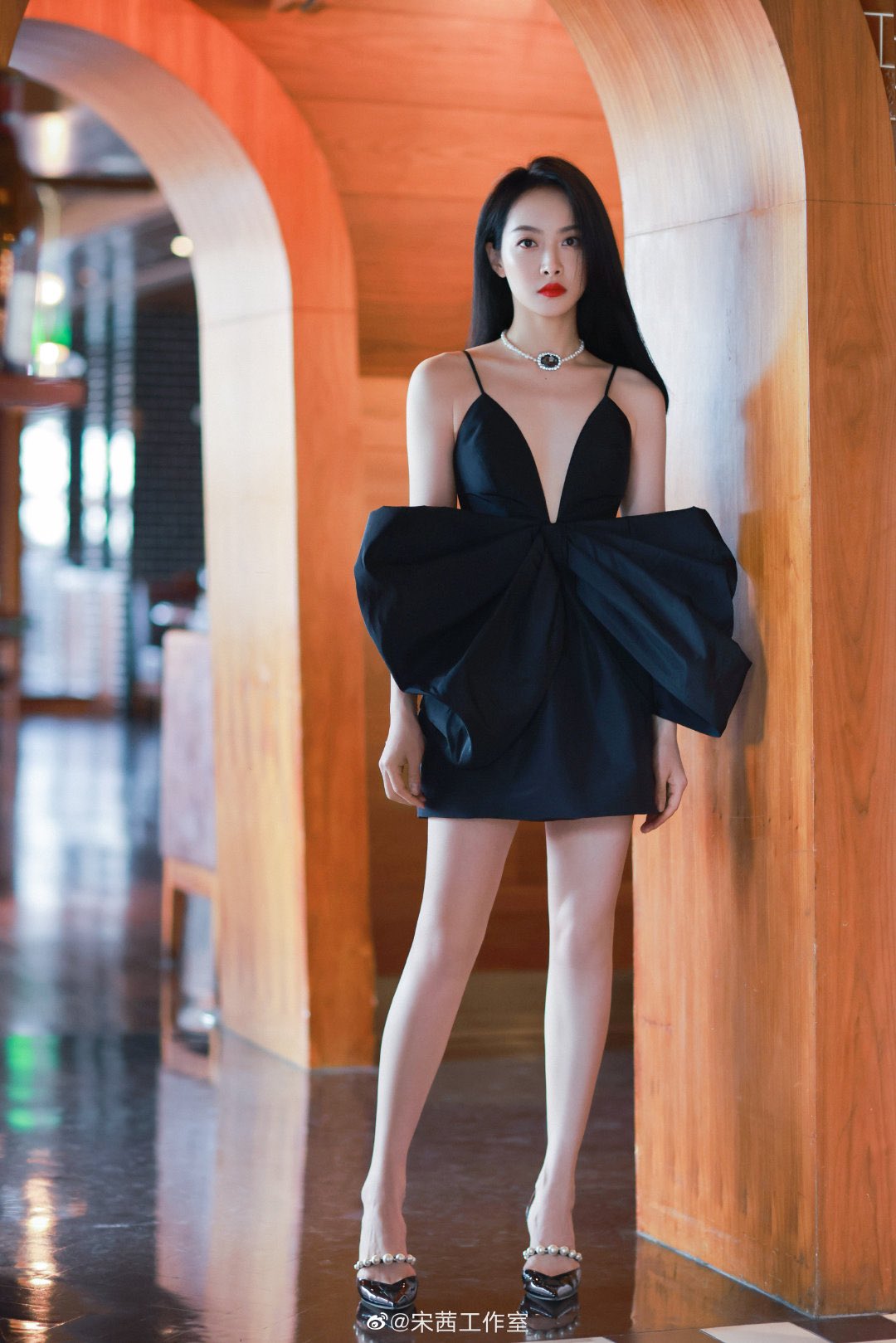 Victoria Song Brasil 👑 on Twitter: "Girls In Black https://t.co/SfxJtcBsSq" / Twitter