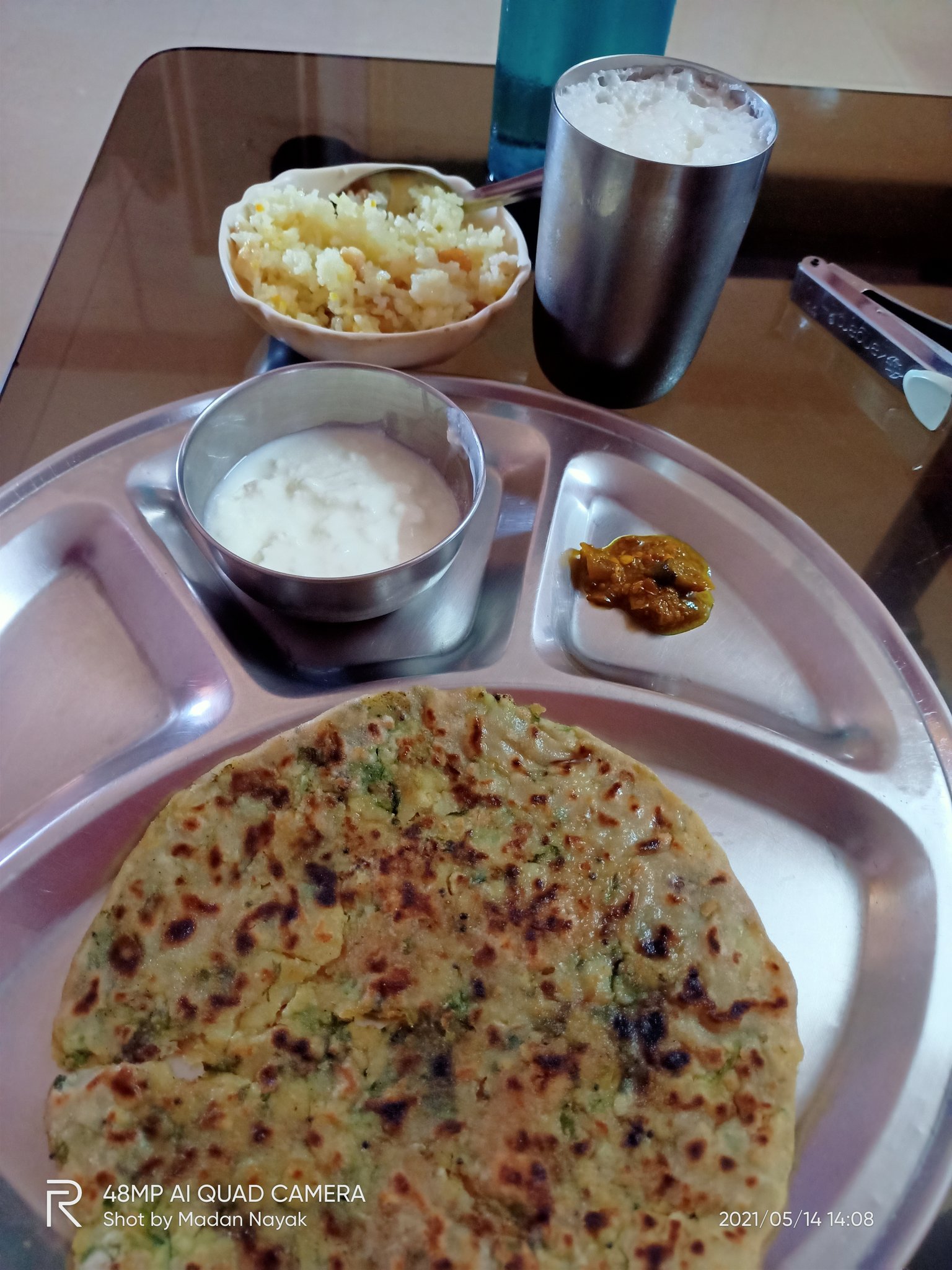 Aloo Paratha With Dahi