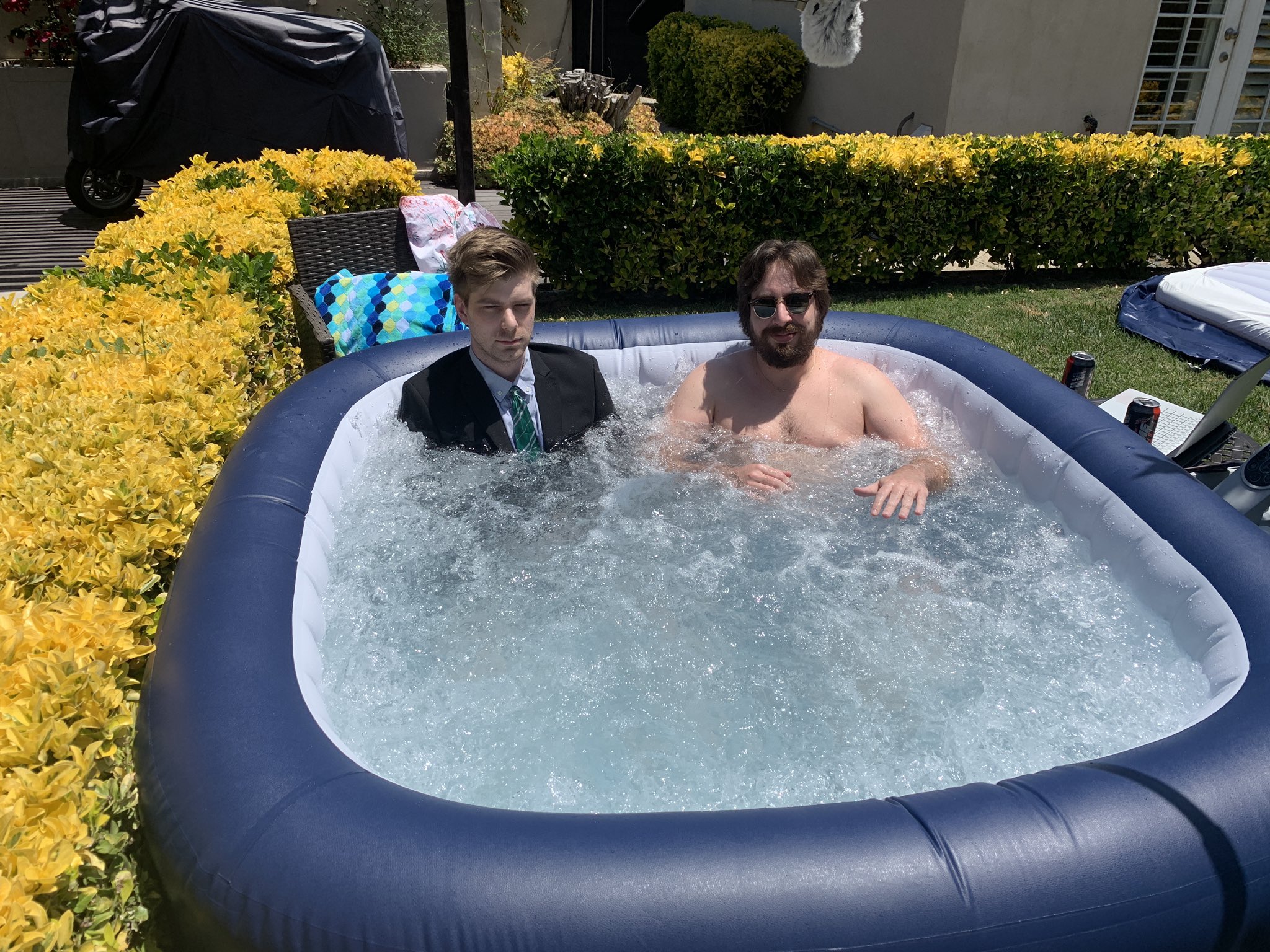 Sam Hartman-Kenzler on Twitter: "Ok thats it, the hot tub meta has gone too far 🤣🤣 https://t.co ...