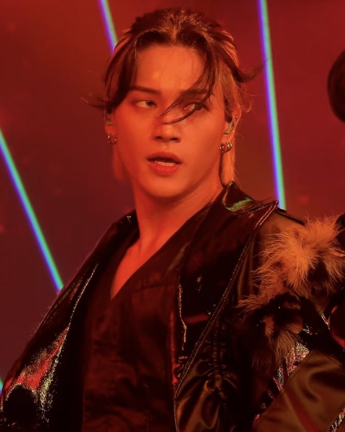 hourly woosansang on Twitter: "#WOOYOUNG ★ #ATEEZ @ATEEZofficial https://t.co/IHTUyrH58U" / Twitter