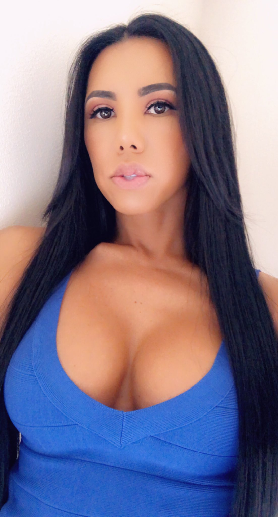 🧜🏽‍♀️美蘭/MIRAN🧜🏽‍♀️ on Twitter: "今週もたくさんのご来店ありがとうございましたっ🥰 ️ 来週も変わらず週末の出勤ですっ😘 Thank you guys for ...