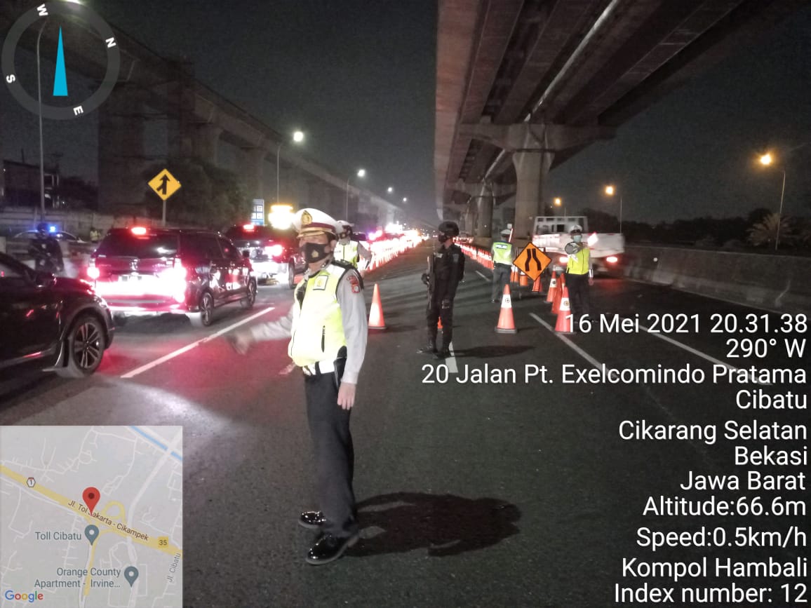 TMC Polda Metro Jaya on Twitter: "21.29 Polri Dit Lantas Polda Metro Jaya melakukan kegiatan ...