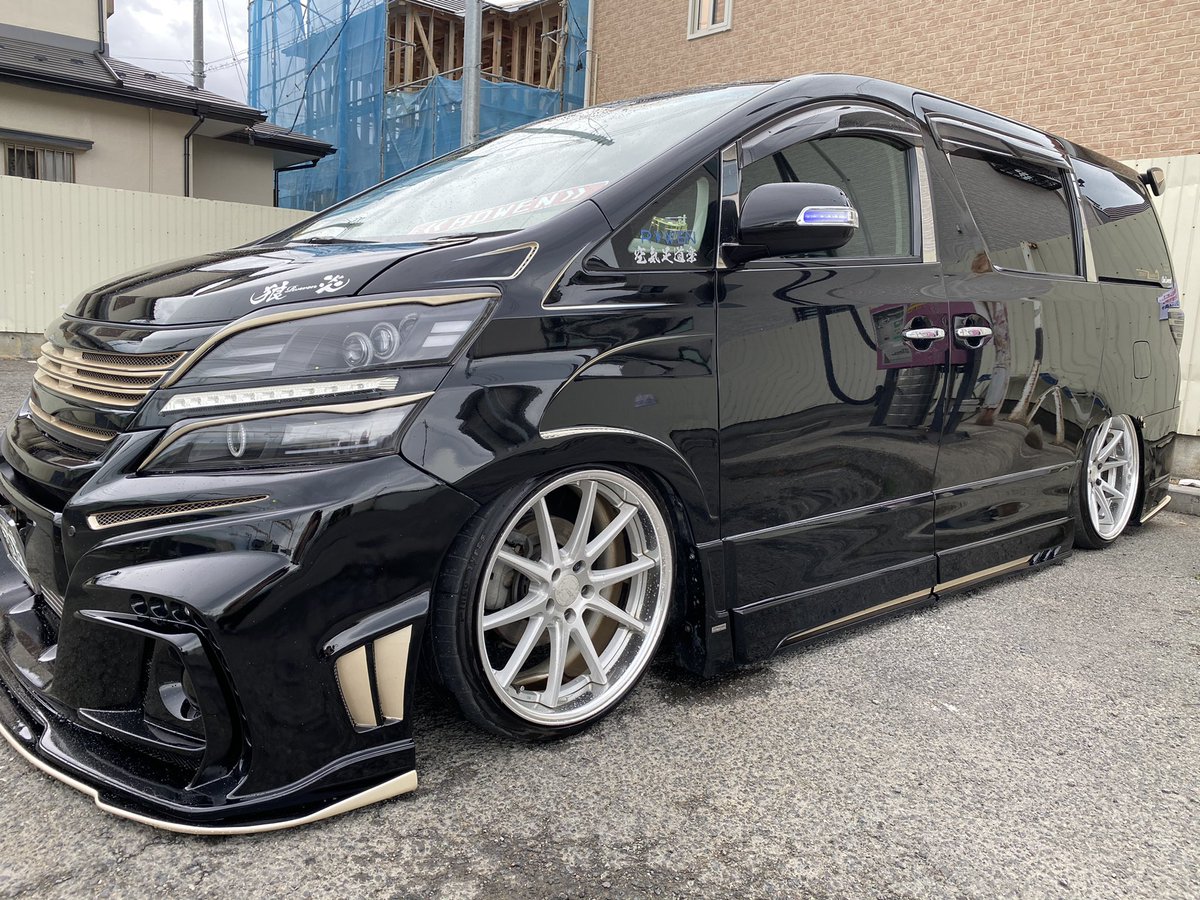 ヴェル (@ROWEN_VELLFIRE) | Twitter