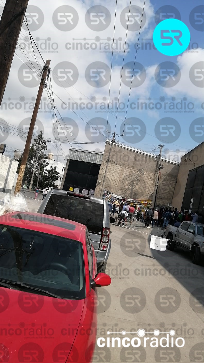 Cinco Radio Oficial On Twitter Laredcincoradio Reporta Manifestación