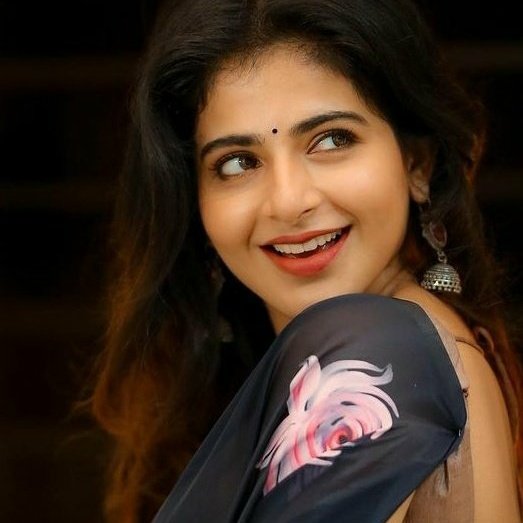 Anitha on Twitter: "#NewProfilePic https://t.co/gTZowSeAWW" / Twitter