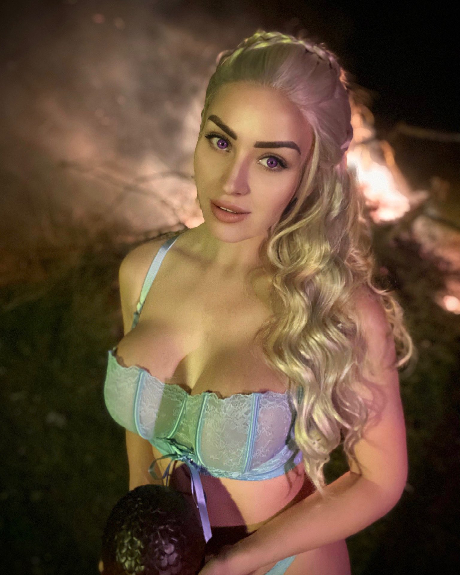 Tabitha Lyons on Twitter: "More Daenerys because I can 🙊 https://t.co/gjvSMVdsiV…