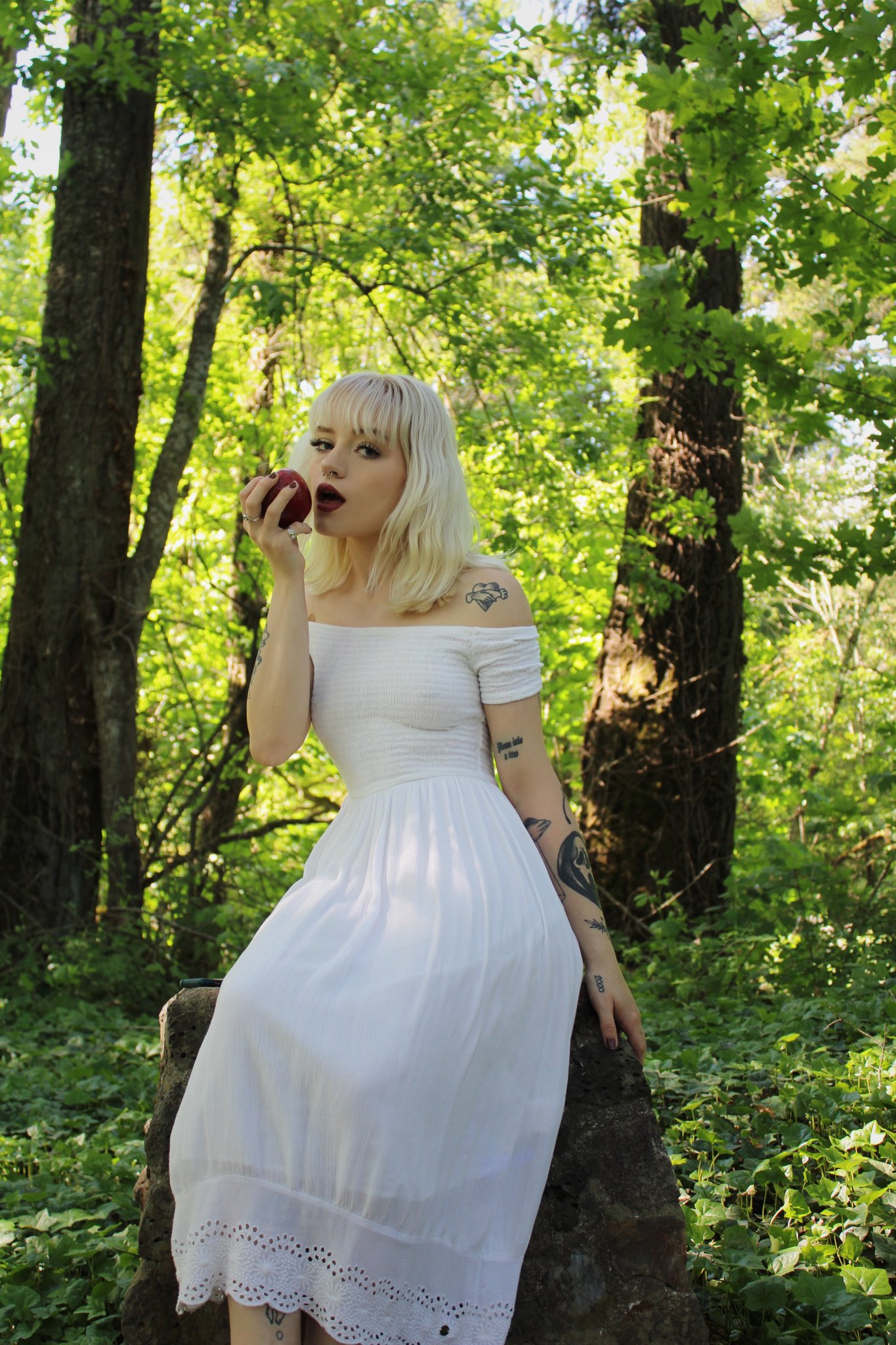 TW Pornstars - 1 pic. ℕ𝕒𝕠𝕞𝕚 ℕ𝕒𝕤𝕙 . Twitter. the original sin 🐍 🍎. 6:23 ...