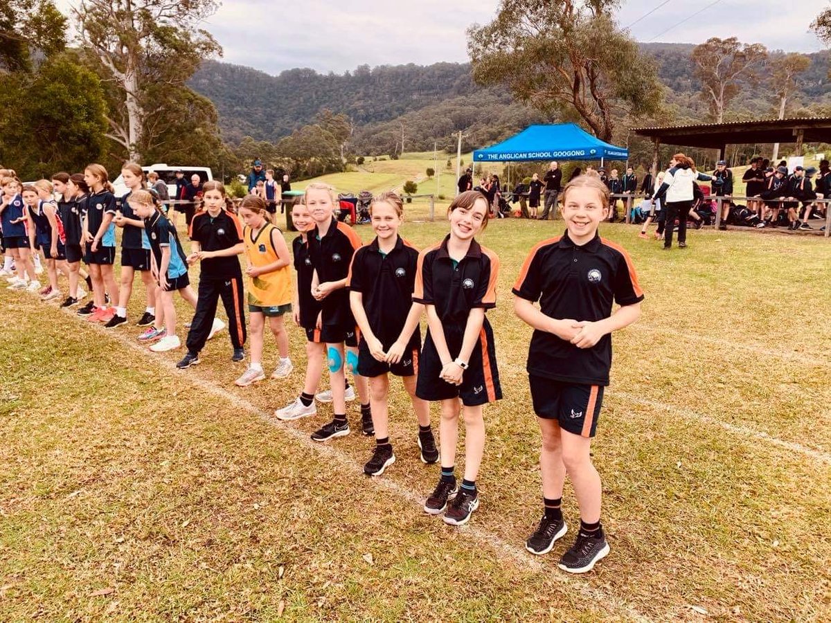 Googong School Clipart