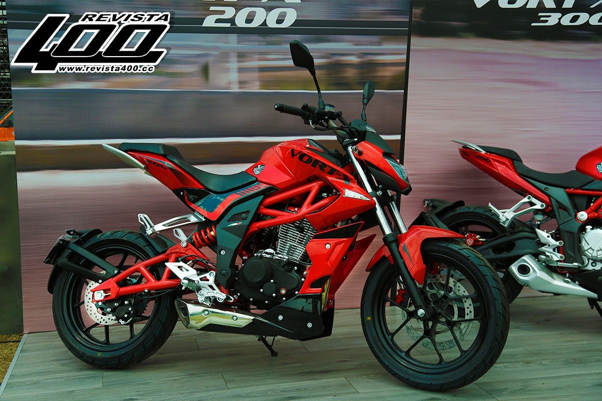 Revista 400 on Twitter: "ITALIKA PRESENTA LA RENOVADA VORT-X 300 🔥 #Italika ha renovado su gama ...