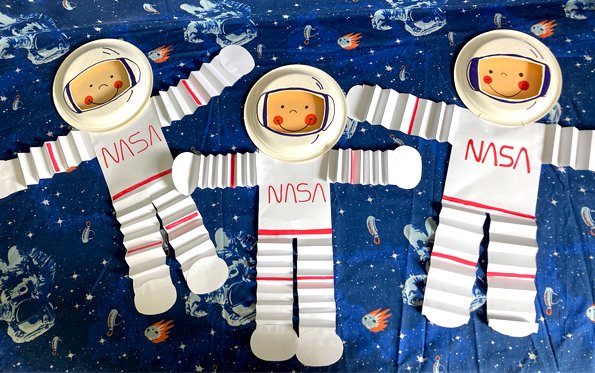 Paper Model Of An Astronaut