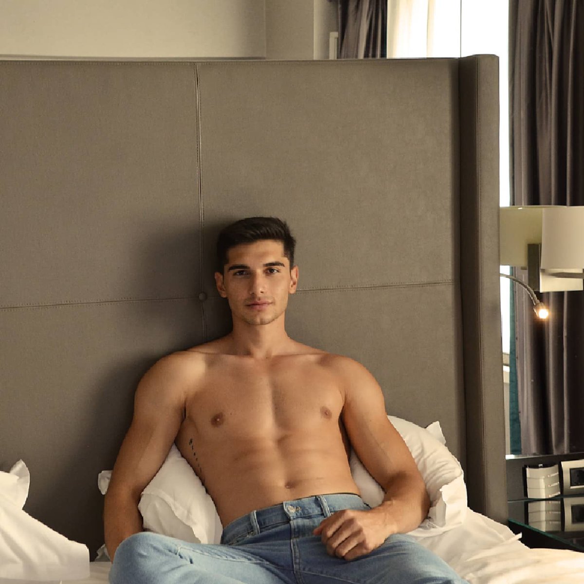 Jared Shaw OF( 82 K ) on Twitter: "Thank you for all followers, let's get close to 100k 🙊 wish ...