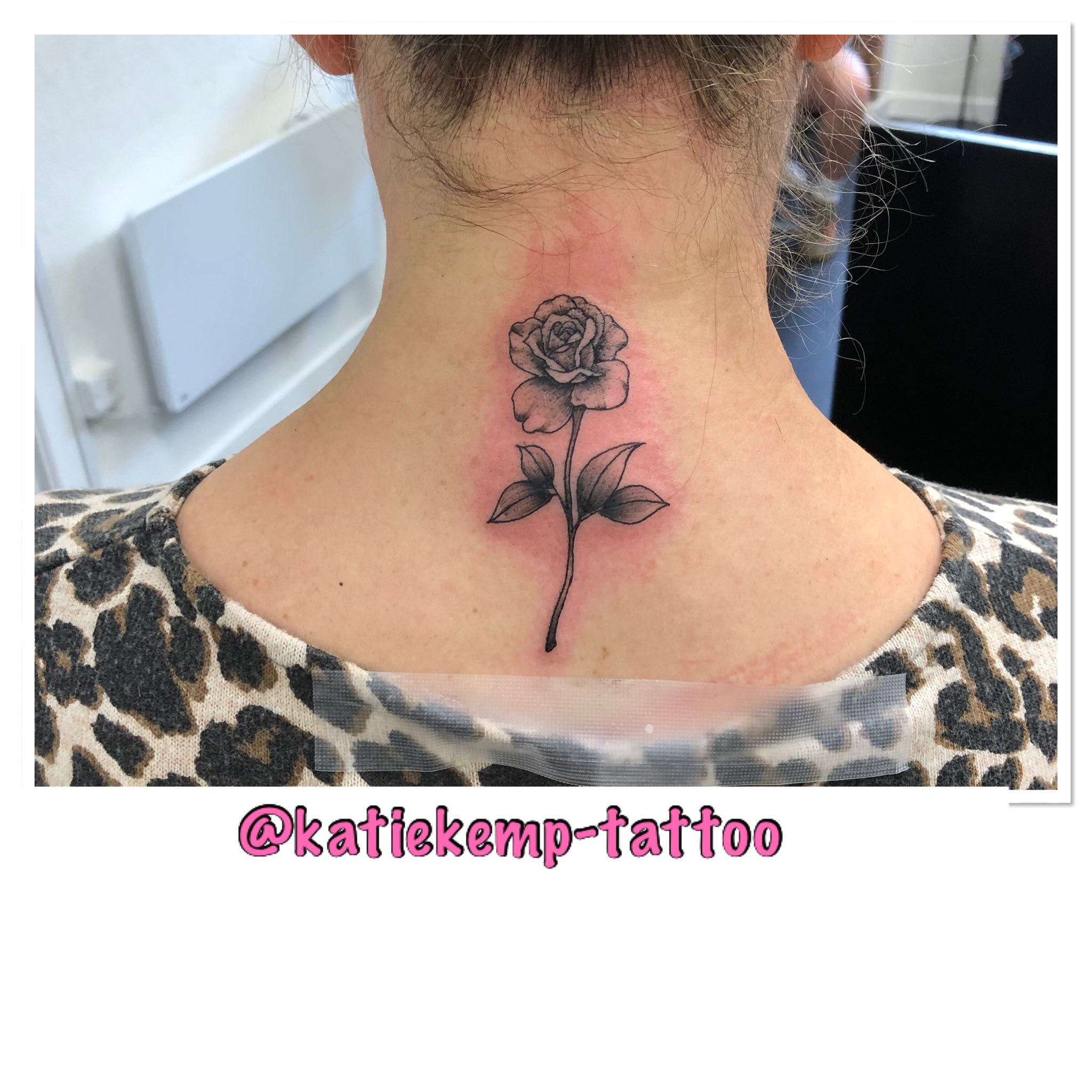 Rose Neck Tattoos For Girls
