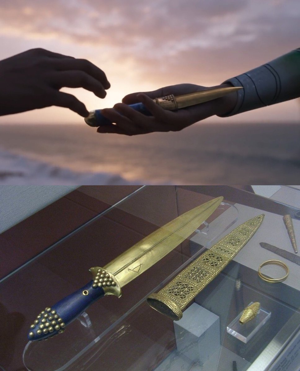 Sumerian Achievements Gold Dagger