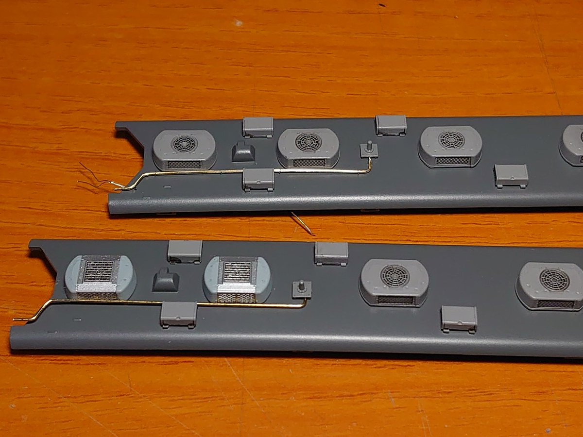 ごんざえもん on Twitter: "妻面の手摺り植えた 次からは塗装していきます tomix 485系 T18編成…