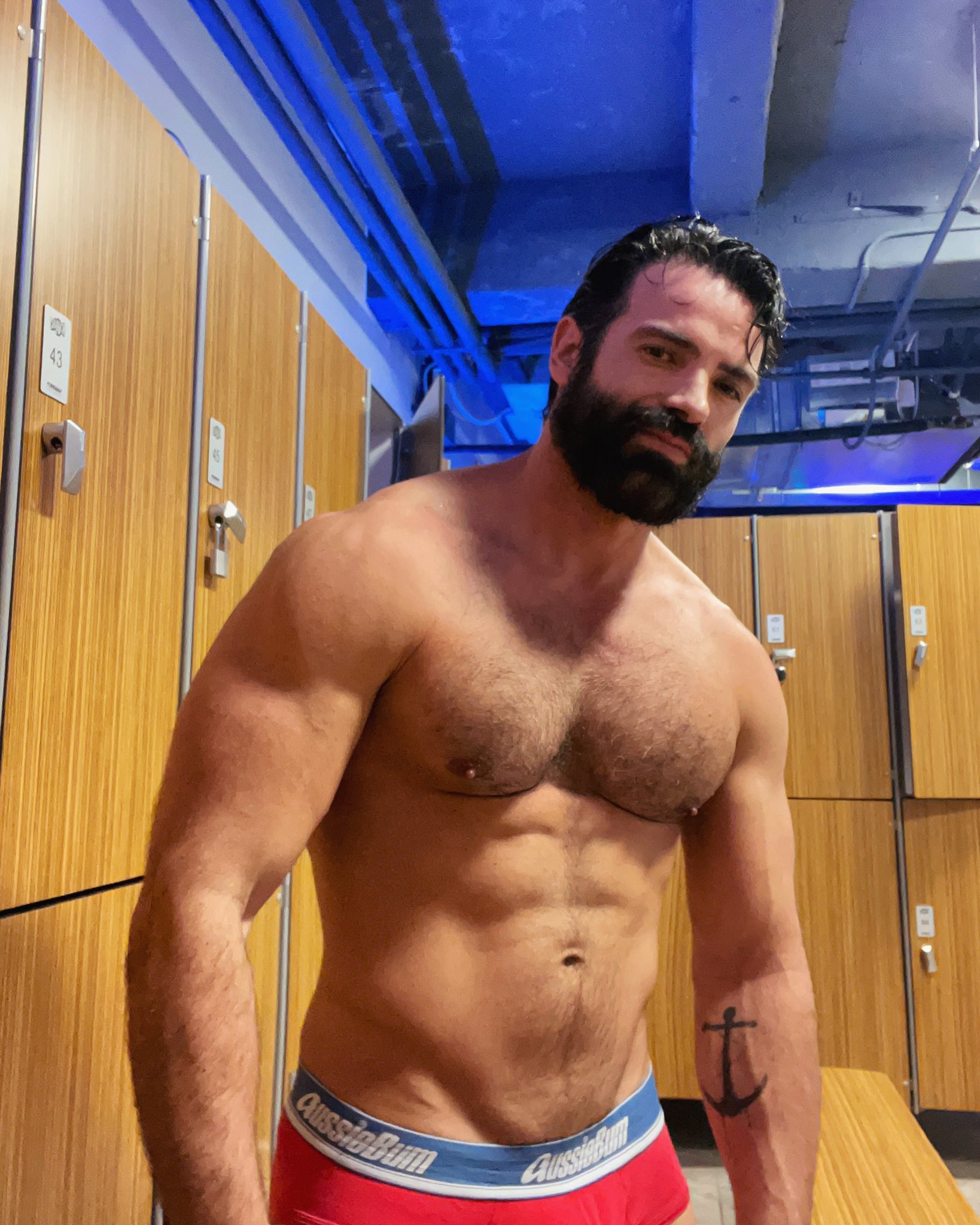 Facundo on Twitter: "GYM 💪 #selfie #muscle #hairy #photooftheday #hairymen #gym #hairyhunk # ...